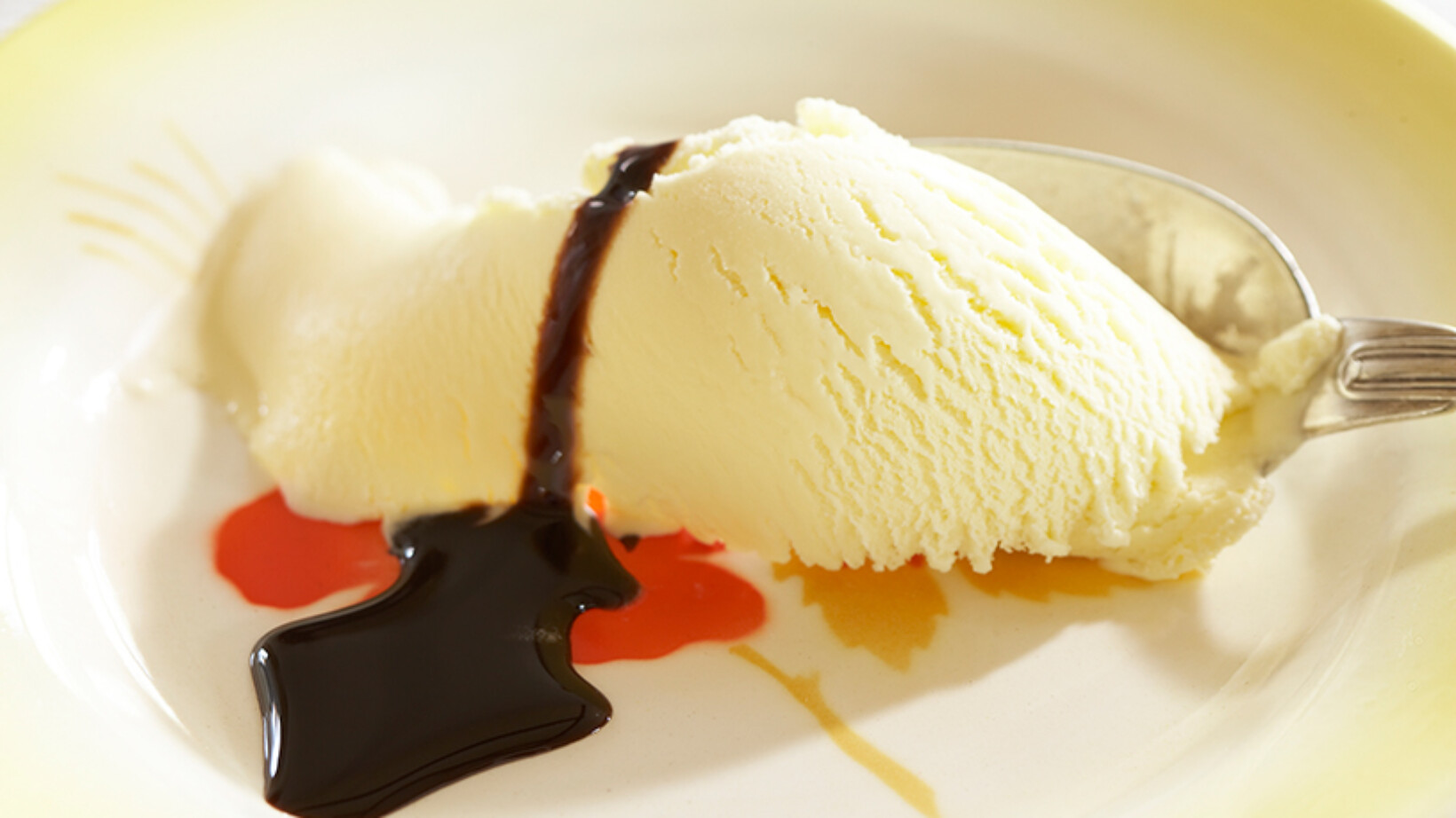 Recept voor vanille-ijs van geitenmelk