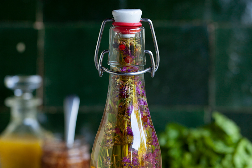 Recepten om zelf mosterd te maken.